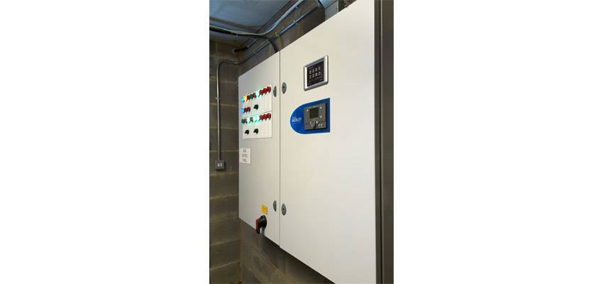 Merley multiple boiler sequence controller